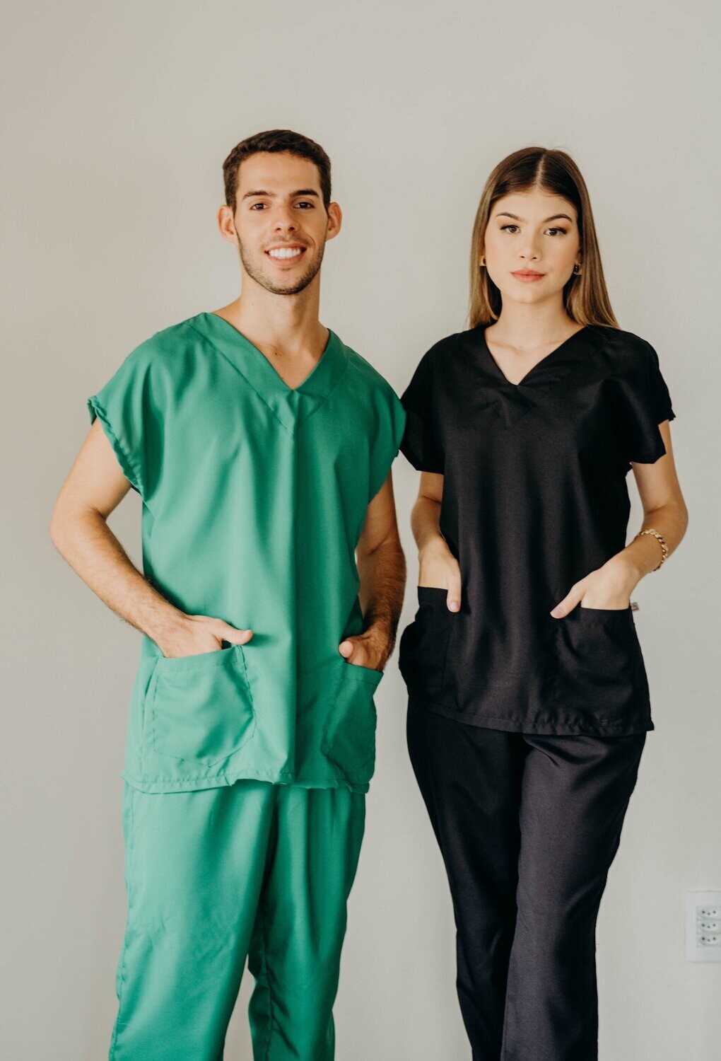 Scrub Tradicional Liso (Gabardine)