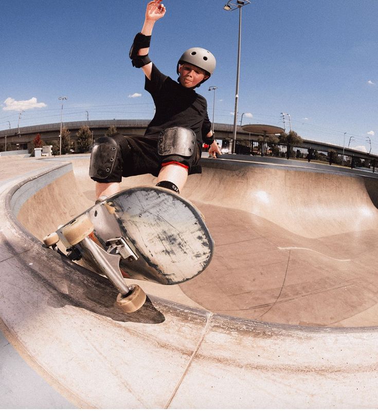 SALES SKATE