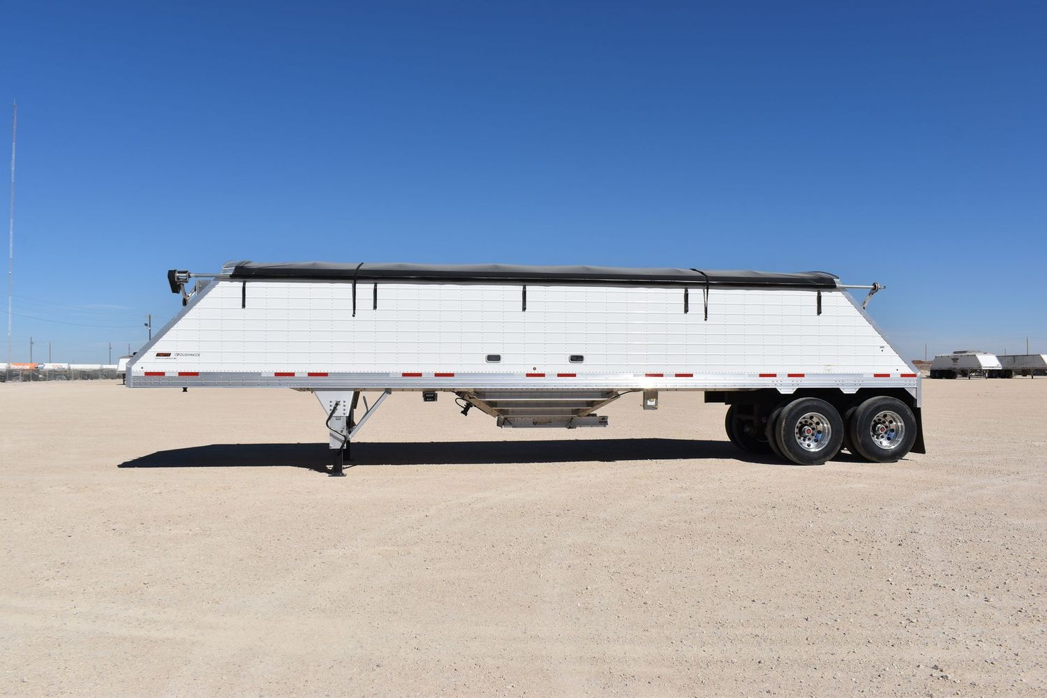 New Frac Sand Trailer