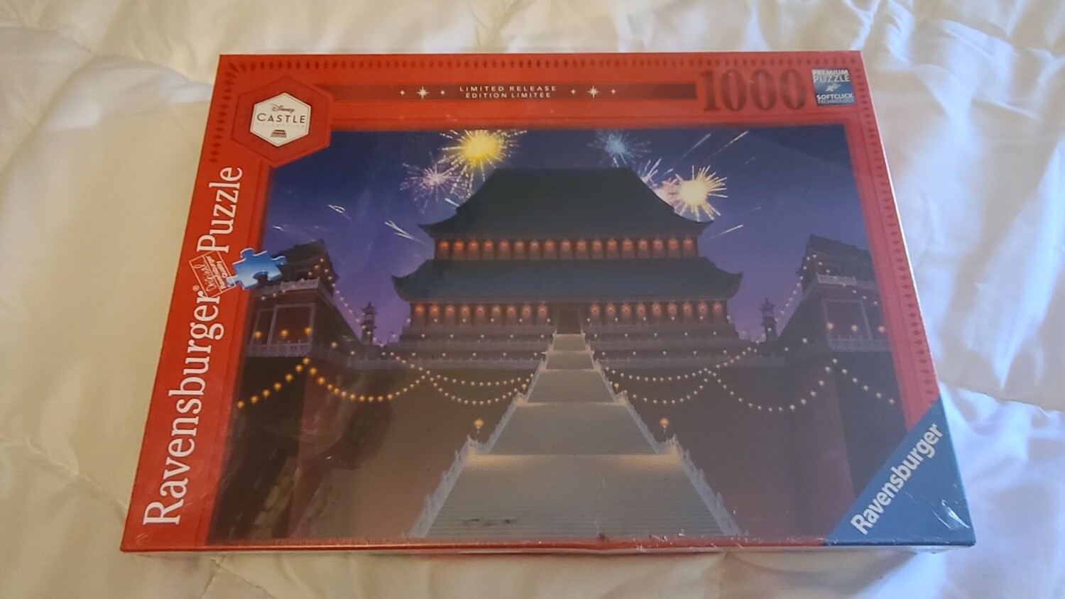 Disney Castle Collection Mulan Ravensburger puzzle