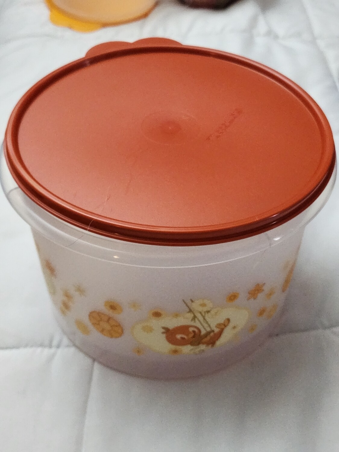Disney Tupperware Orange Bird container 3.6qt