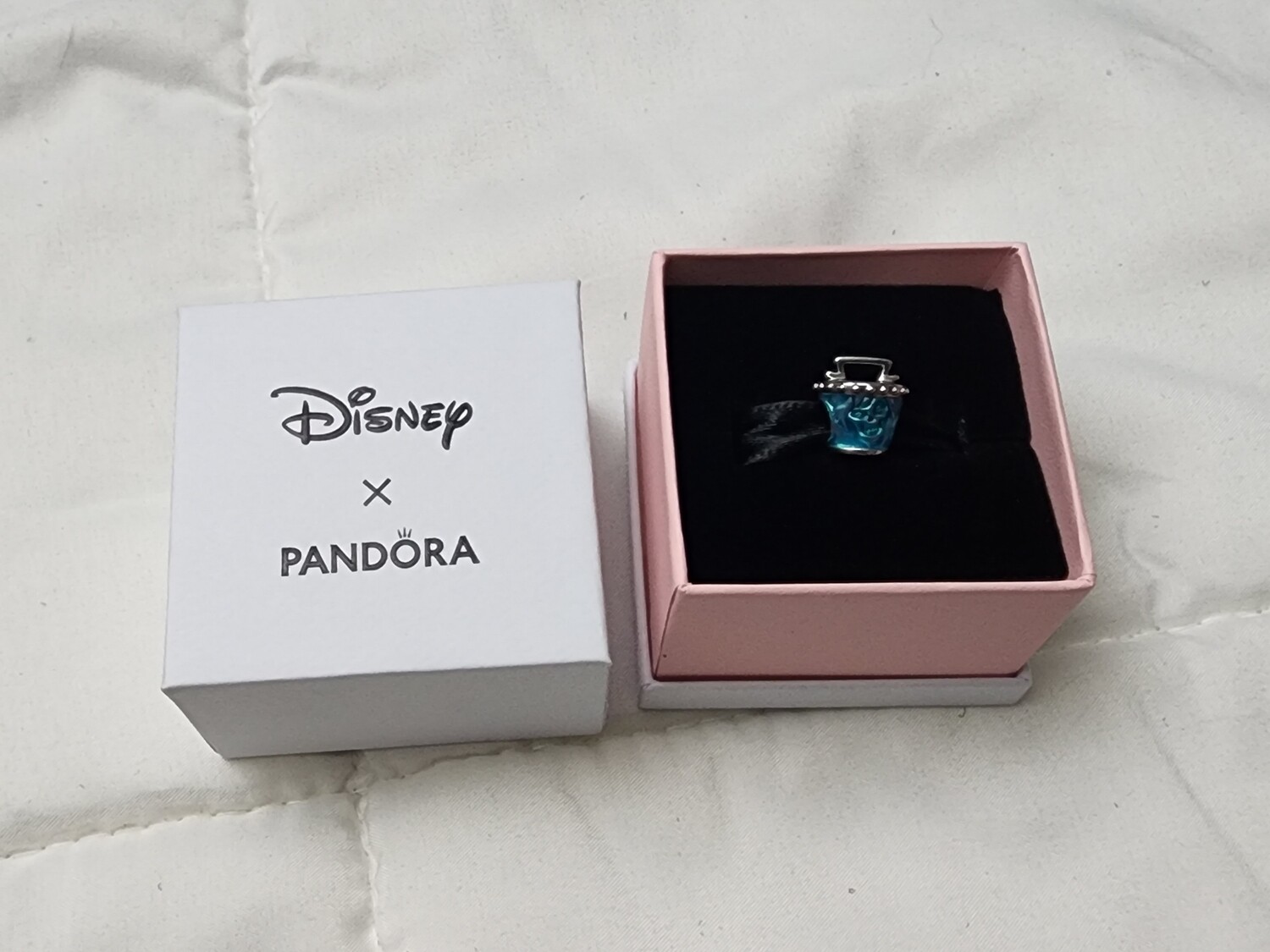Hatbox Ghost Haunted Mansion Pandora charm