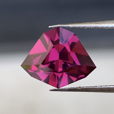 Geindreau'S GemstoneS ᴬᵀᵞᴾᴵᶜᴬᴸ ᴳᴱᴹˢ