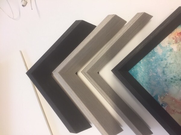 4 Tips to use frame designs to unite your decor