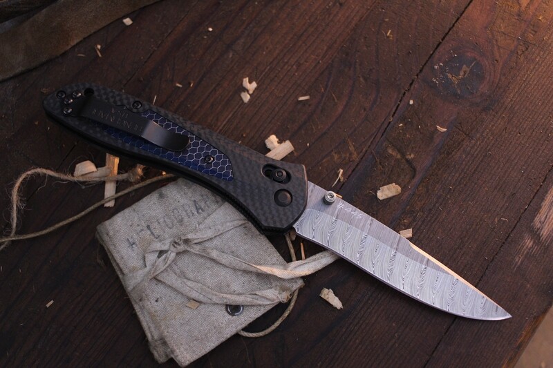 Benchmade Gold Class 710 3.9" AXIS Lock Folder / Carbon Fiber & C-Tec ...