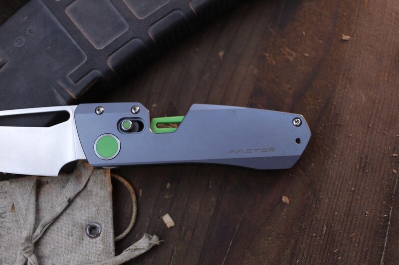 Winterblade Factor 3" Magnetic Folding Knife / Carbon Fiber & Ti ...