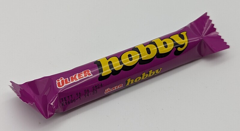 ULKER Hobby Milk Chocolate Bar with Hazelnut 25g