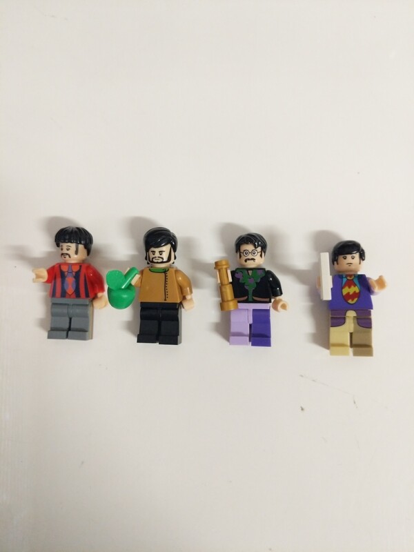 Lego Minifigure tye Beatles set of 4