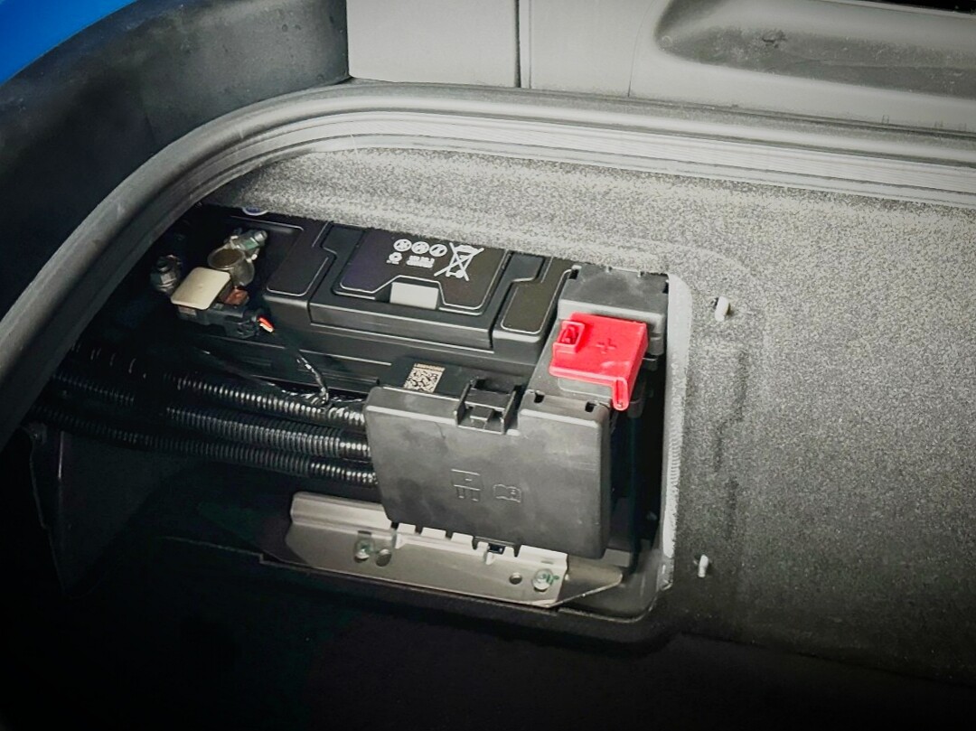 Lotus Emira Lithium LiFePO4 Battery Upgrades