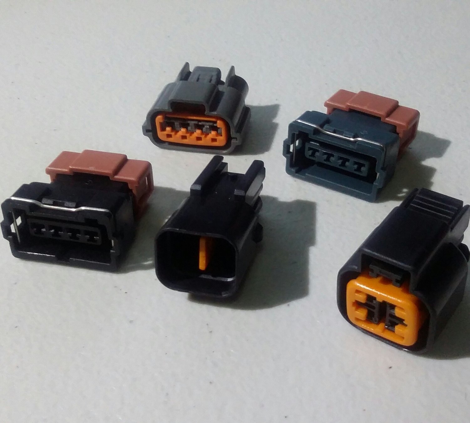4P Connectors