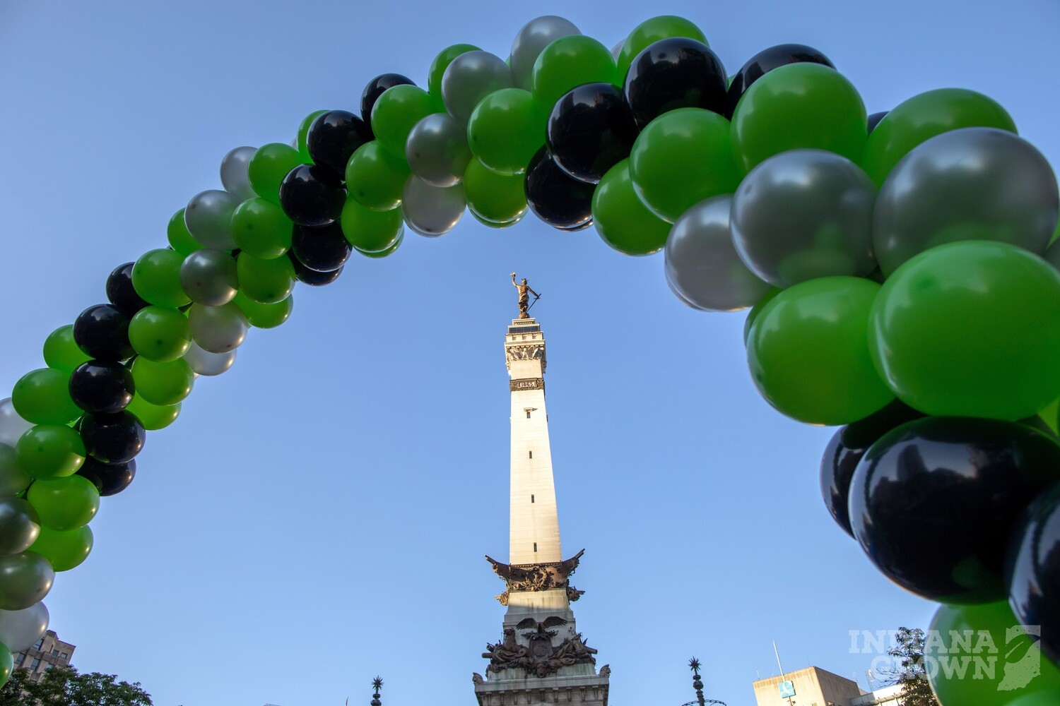Arches, Columns and Canopies | Banzi Balloons & Event Services