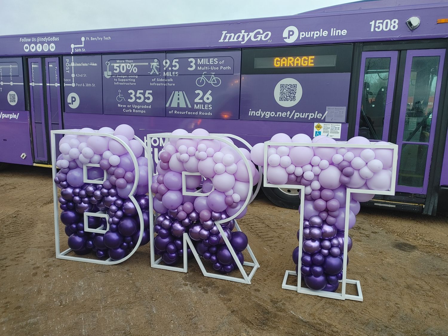 Letter & Number Frames | Banzi Balloons & Event Services