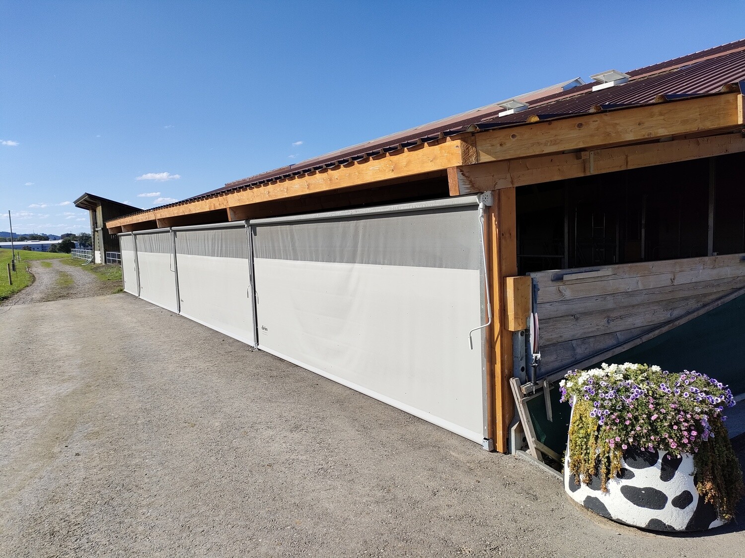 Rollvorhang – Webshop – Dirim Webshop – Produkte für die Landwirtschaft