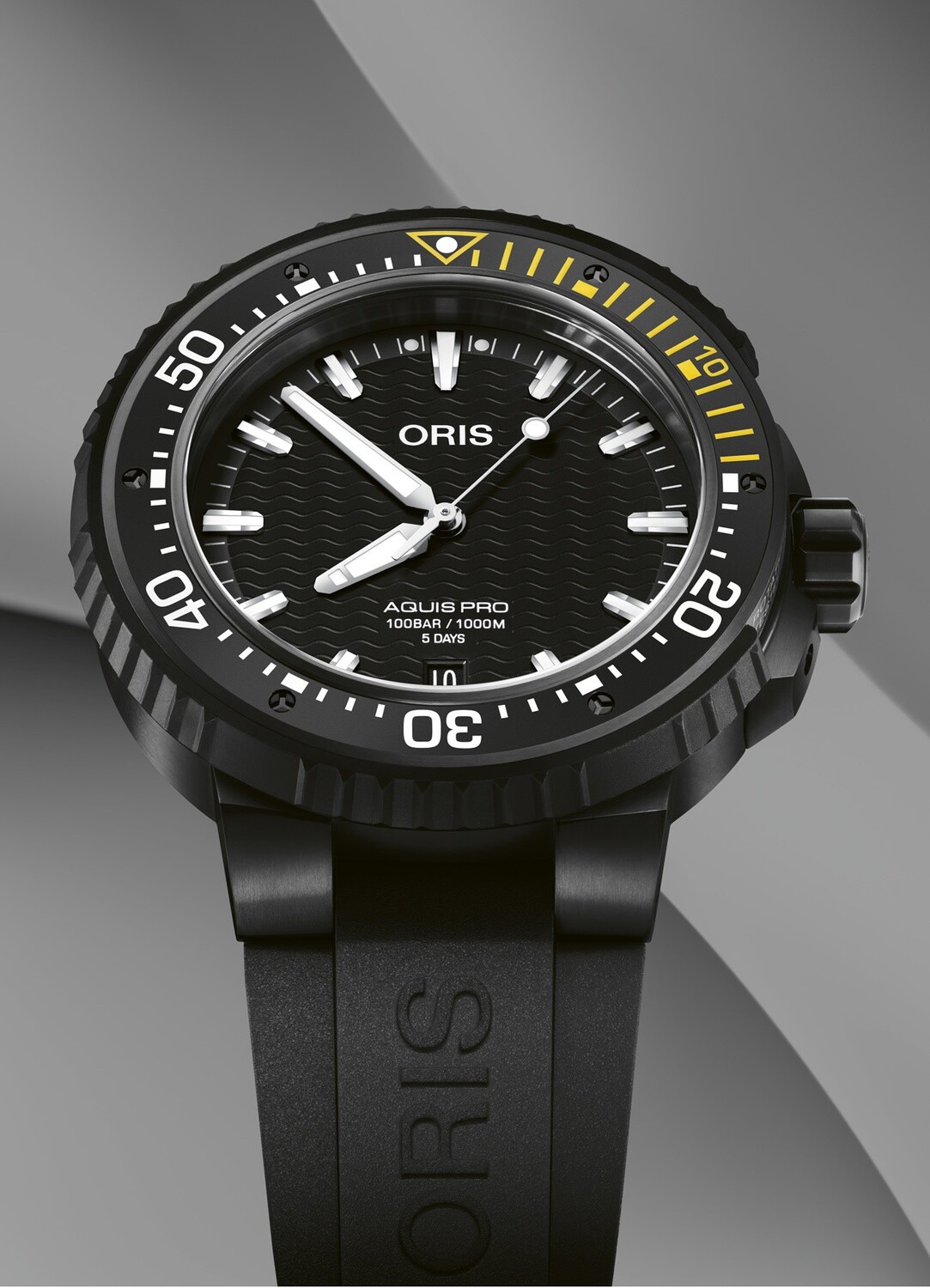 Oris AquisPro Calibre 400 - Exquisite Timepieces