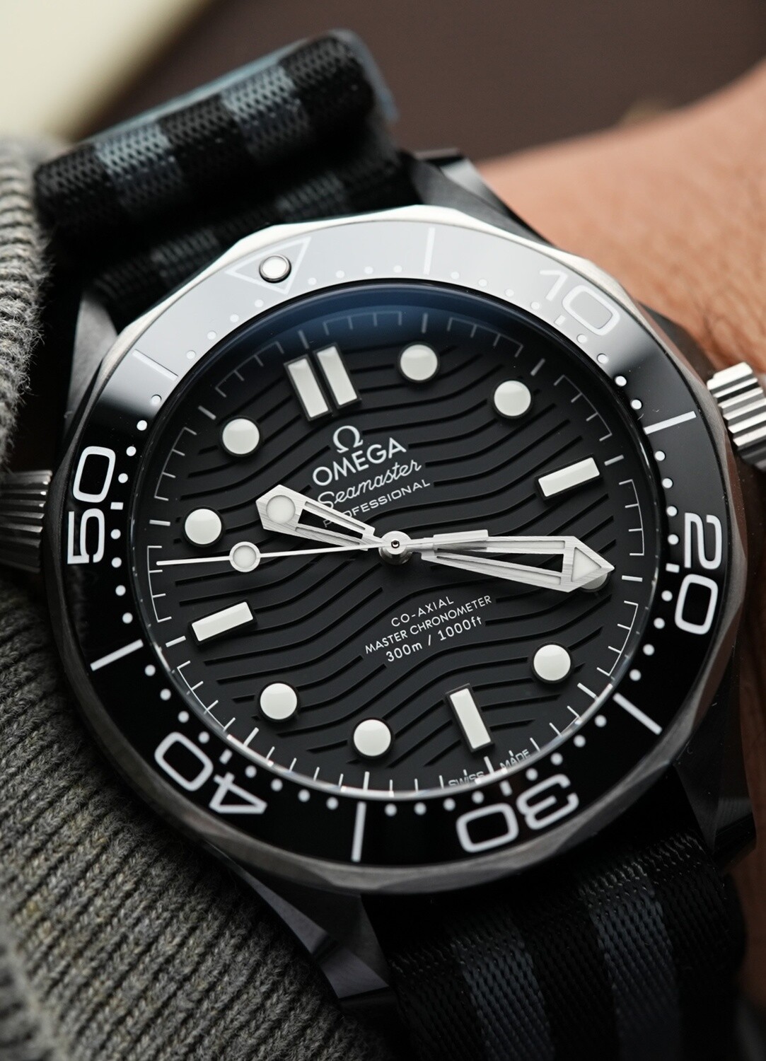 Omega Seamaster Diver 300m Black Ceramic 210.92.44.20.01.001 ...