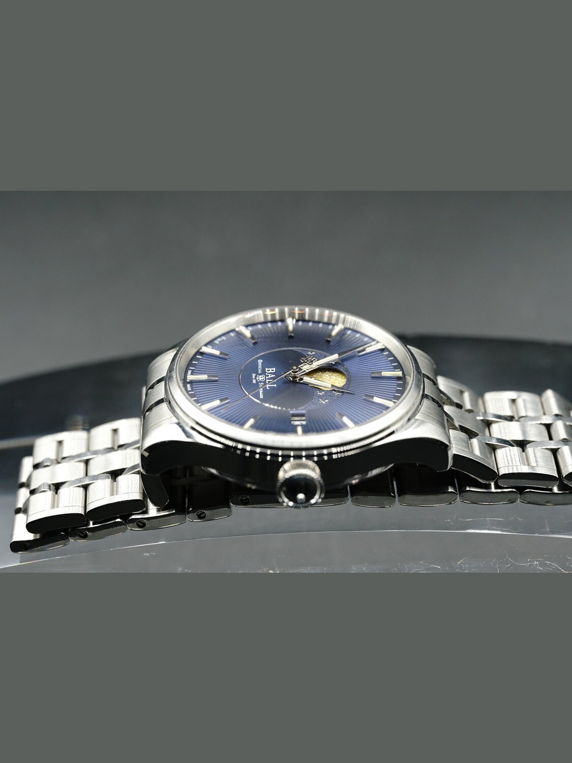 Ball Watch Trainmaster Moon Phase Blue Dial NM3082D-SJ-BE - Exquisite ...