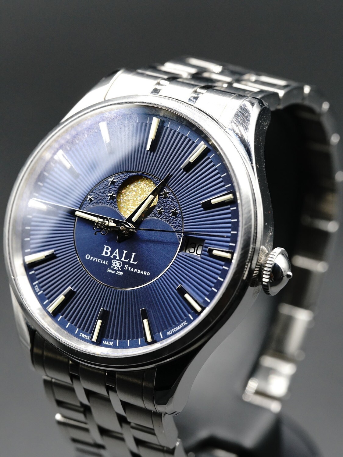 Ball Watch Trainmaster Moon Phase Blue Dial NM3082D-SJ-BE - Exquisite ...