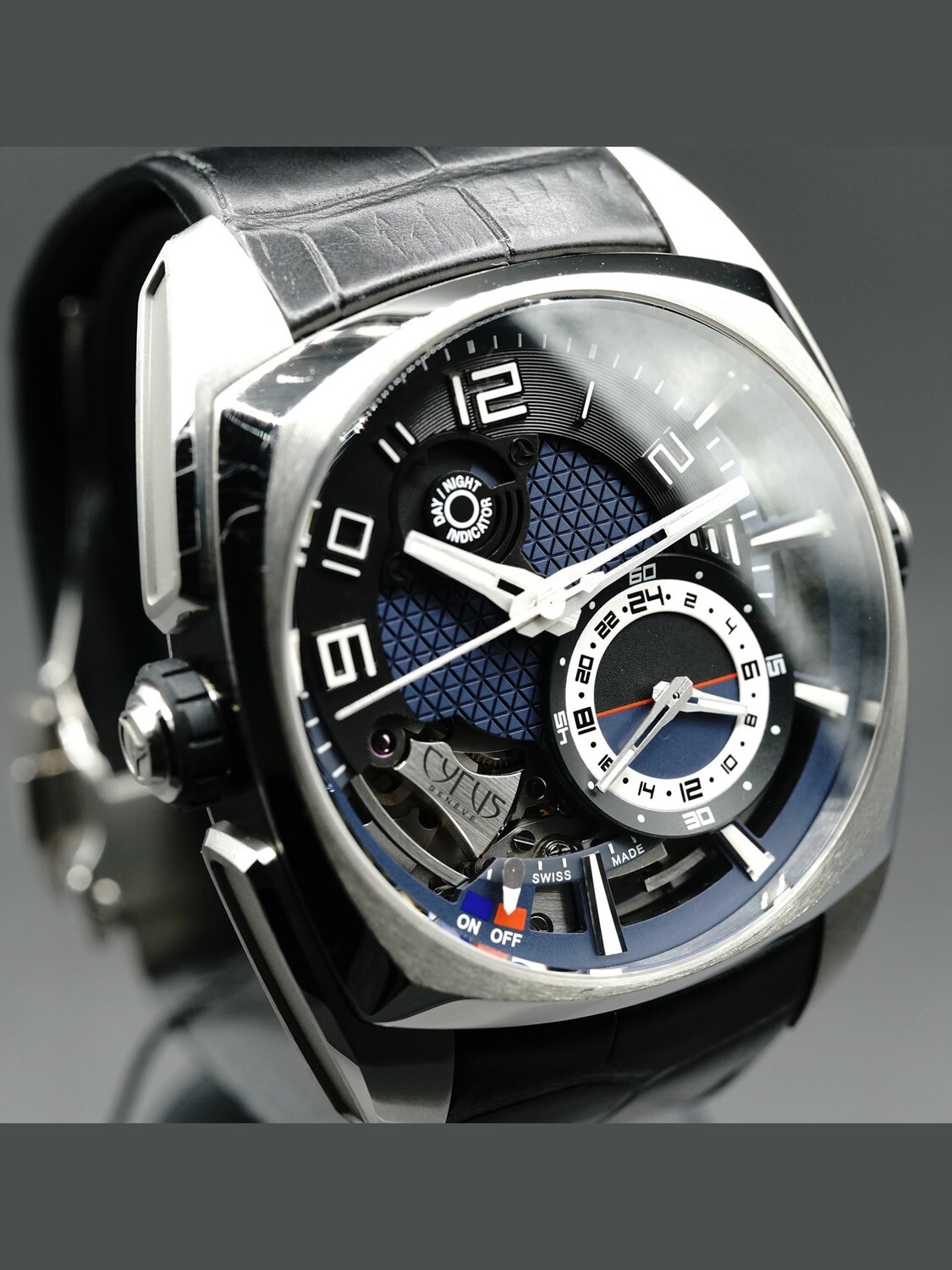 Cyrus Klepcys Alarm - Exquisite Timepieces