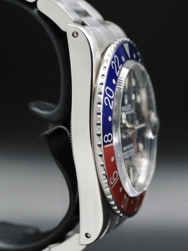 Rolex 16750 GMT Master II Pepsi - Exquisite Timepieces