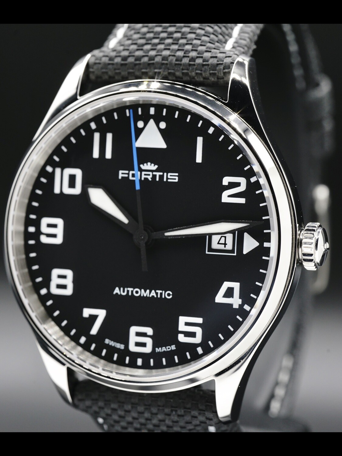 Fortis Pilot Classic Automatic Black Dial Date 902.20.150 - Exquisite ...