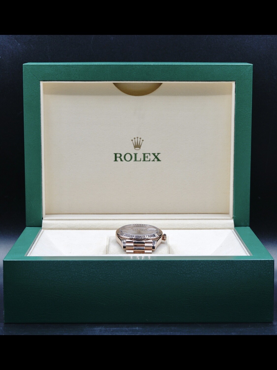 Rolex Day-Date 40mm 228235 - Exquisite Timepieces