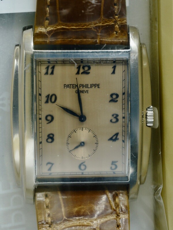 Patek Philippe 5124G-001 - Exquisite Timepieces