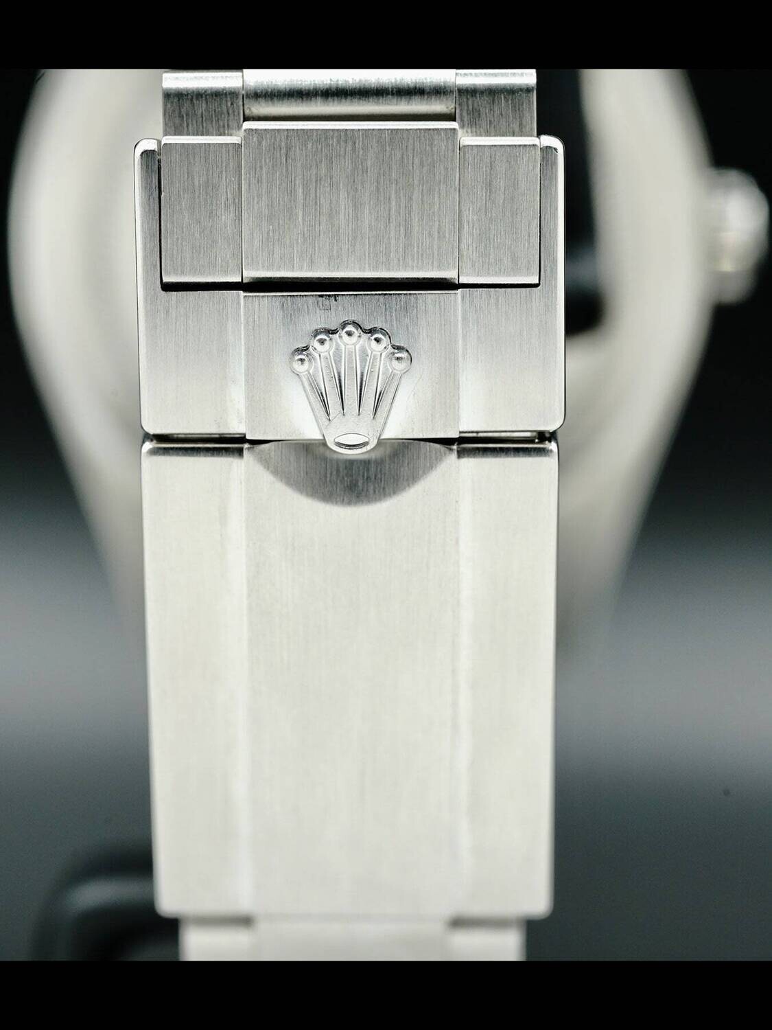 Rolex Explorer 214270 - Exquisite Timepieces