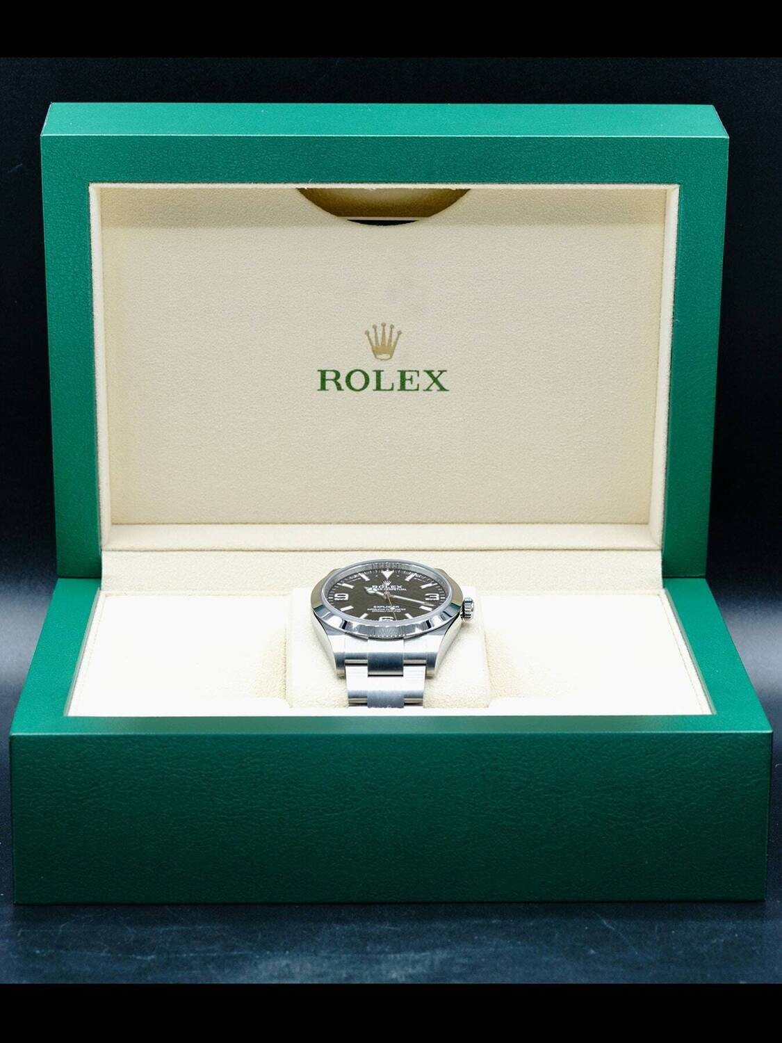 Rolex Explorer 214270 - Exquisite Timepieces