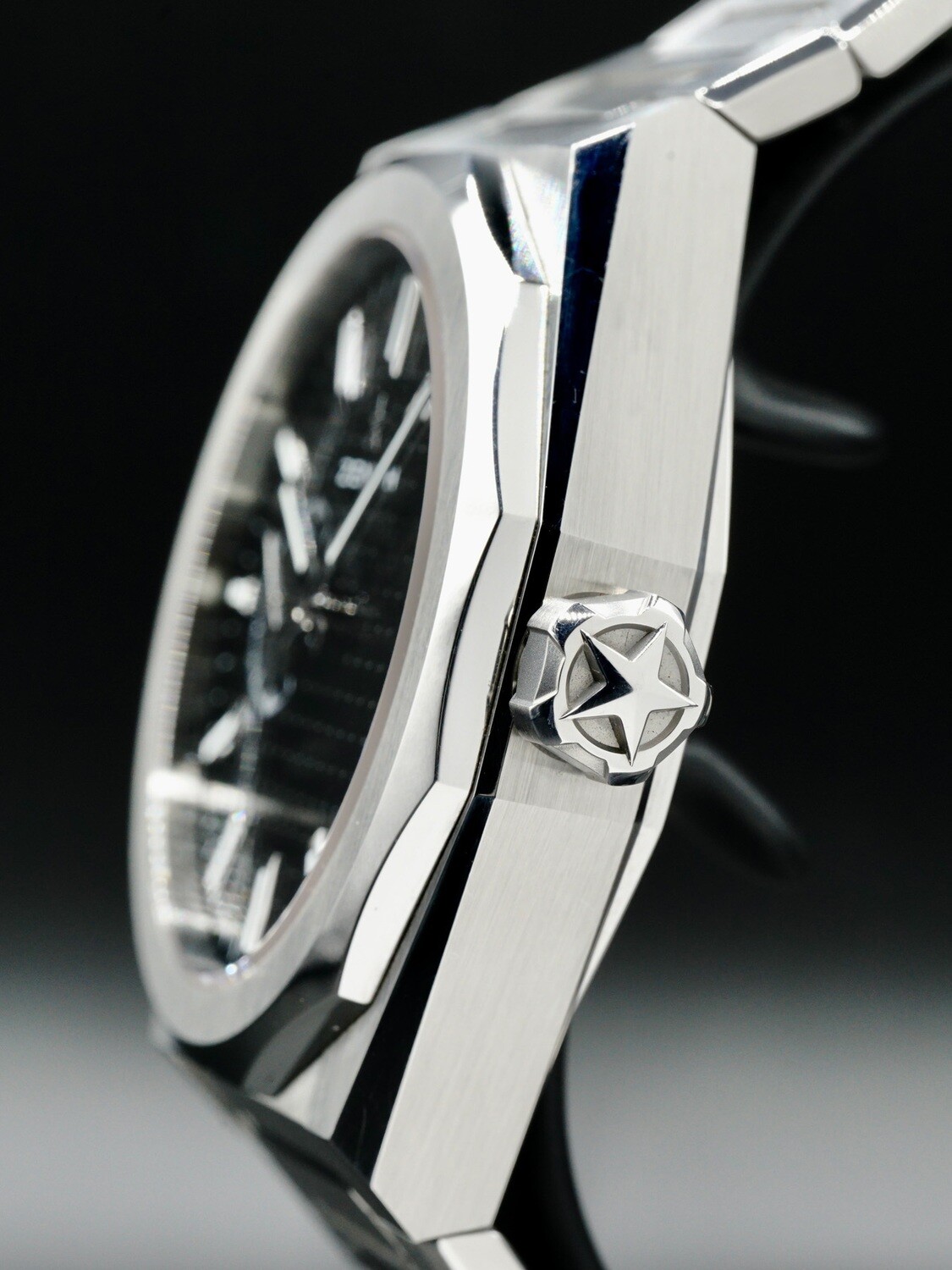 Zenith Defy Skyline 03.9300.3620/21.1001 - Exquisite Timepieces