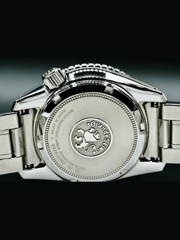 Grand Seiko Sport SBGJ237 - Exquisite Timepieces