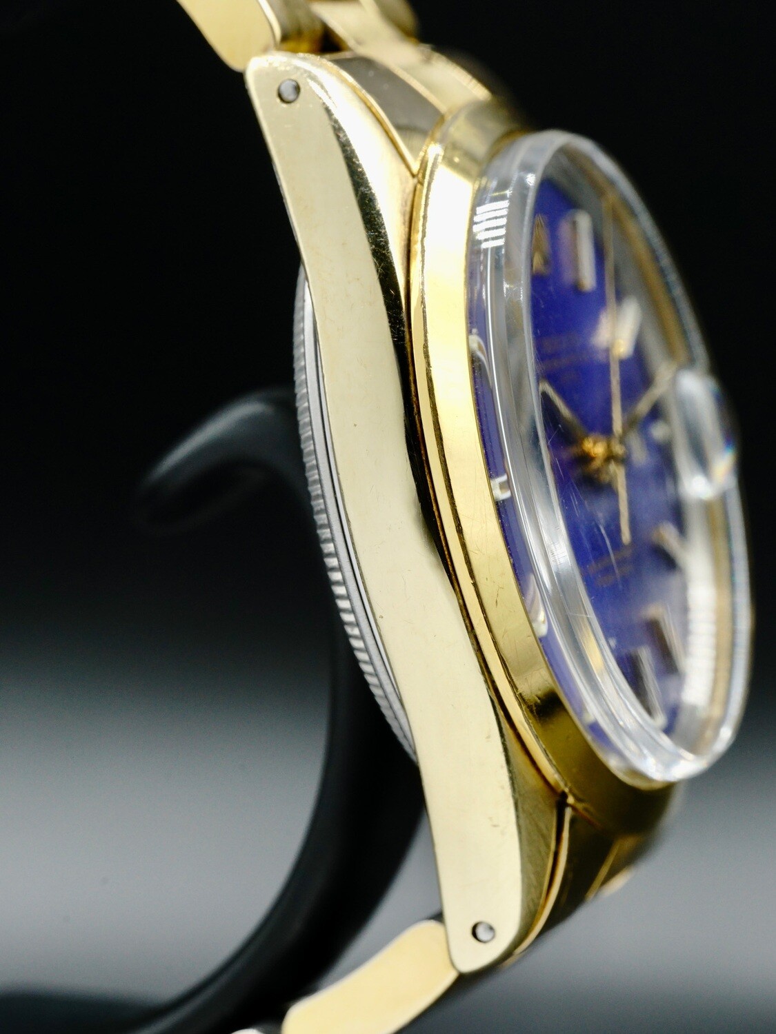 Rolex 1550 Oyster Perpetual Date - Exquisite Timepieces