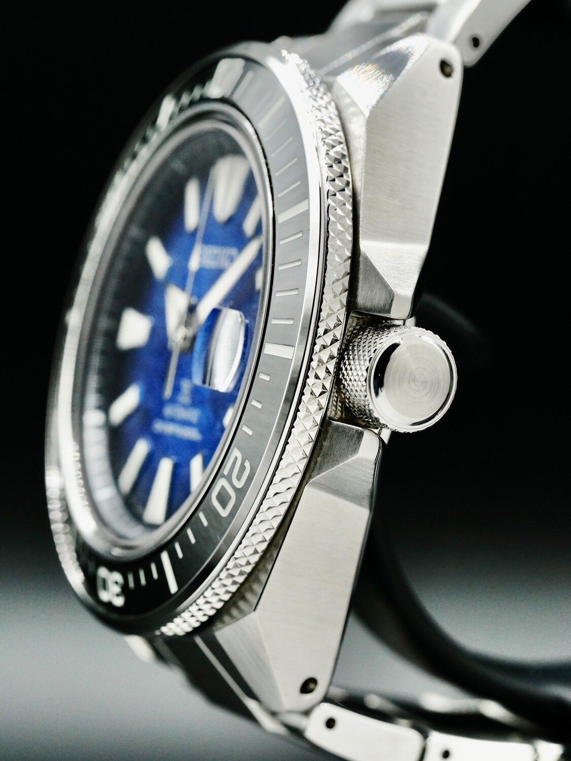 Seiko Prospex SRPE33 - Exquisite Timepieces