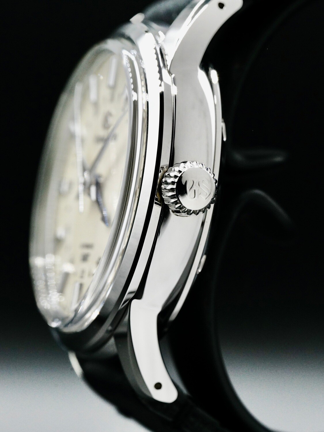 Grand Seiko SBGM221 Automatic GMT - Exquisite Timepieces