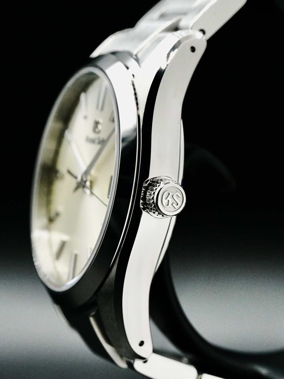 Grand Seiko SBGX263 Quartz - Exquisite Timepieces