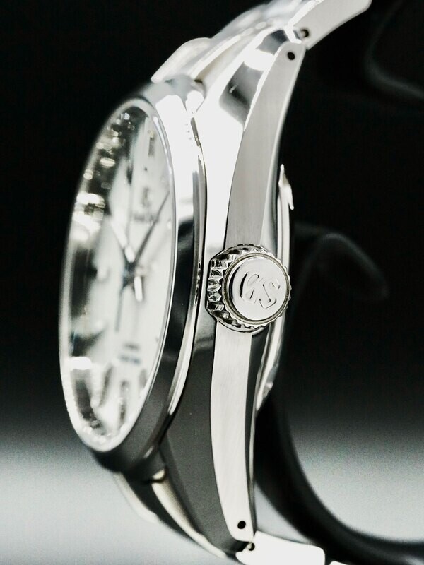 Grand Seiko SBGH201 Hi-Beat - Exquisite Timepieces