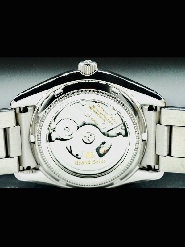 Grand Seiko SBGR309 - Exquisite Timepieces
