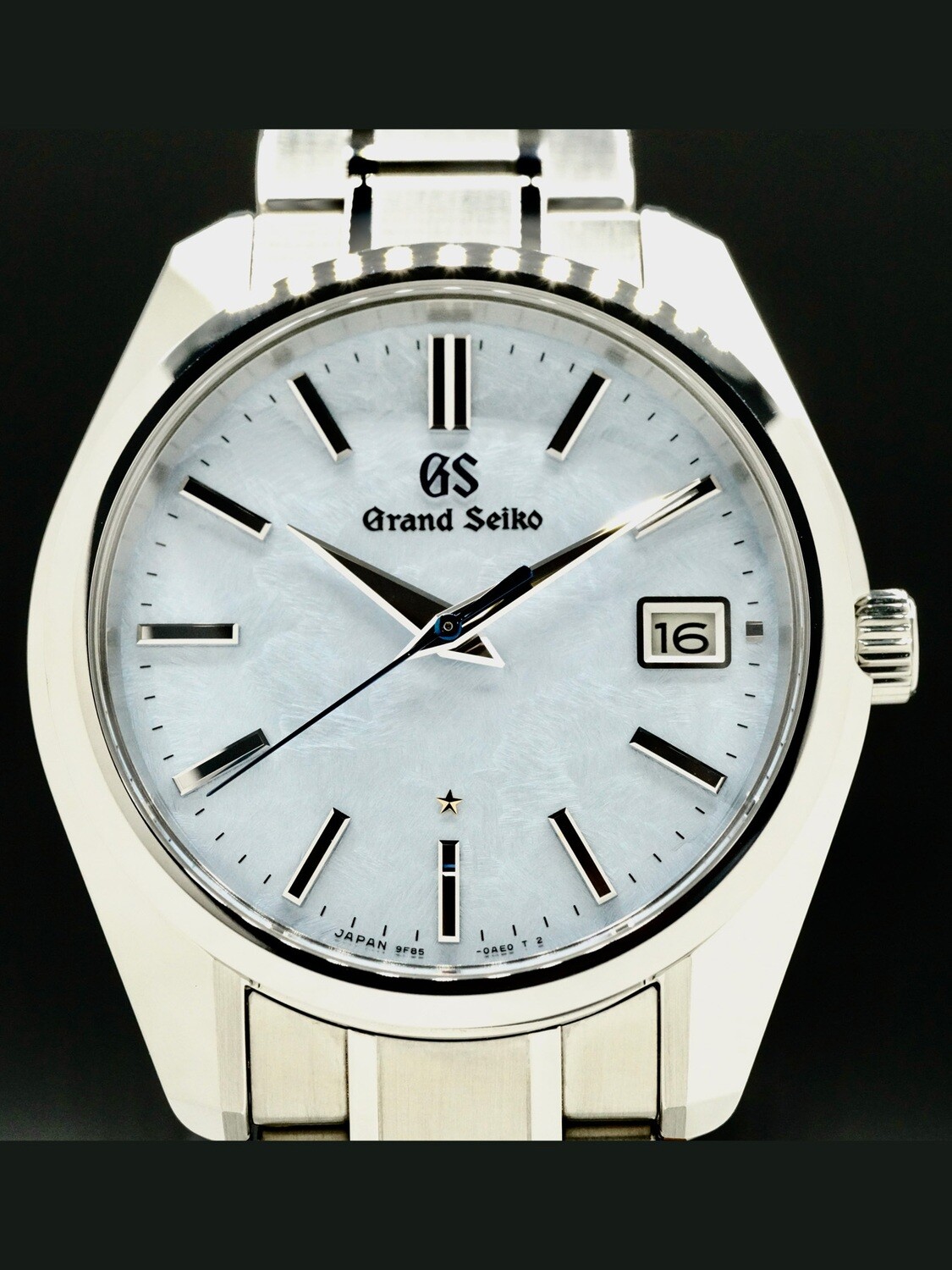Grand Seiko SBGP017 Limited Edition - Exquisite Timepieces