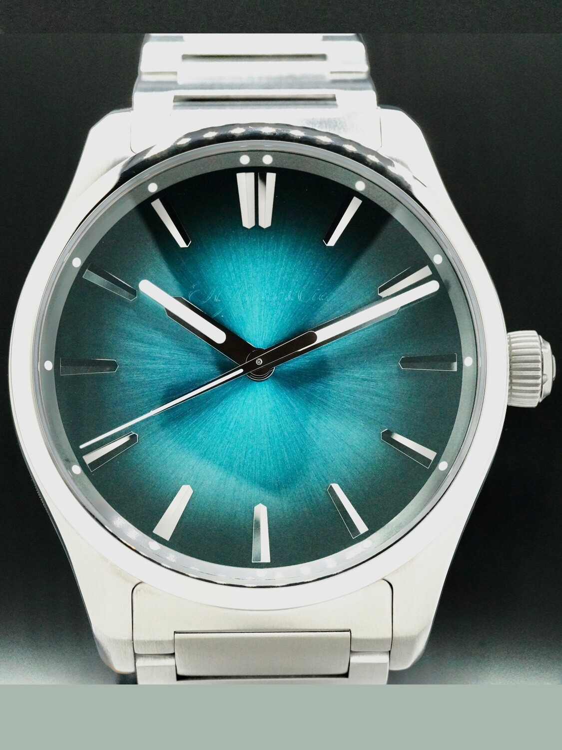 H. Moser and Cie. 3200-1214 Pioneer Centre Seconds Mega Cool ...