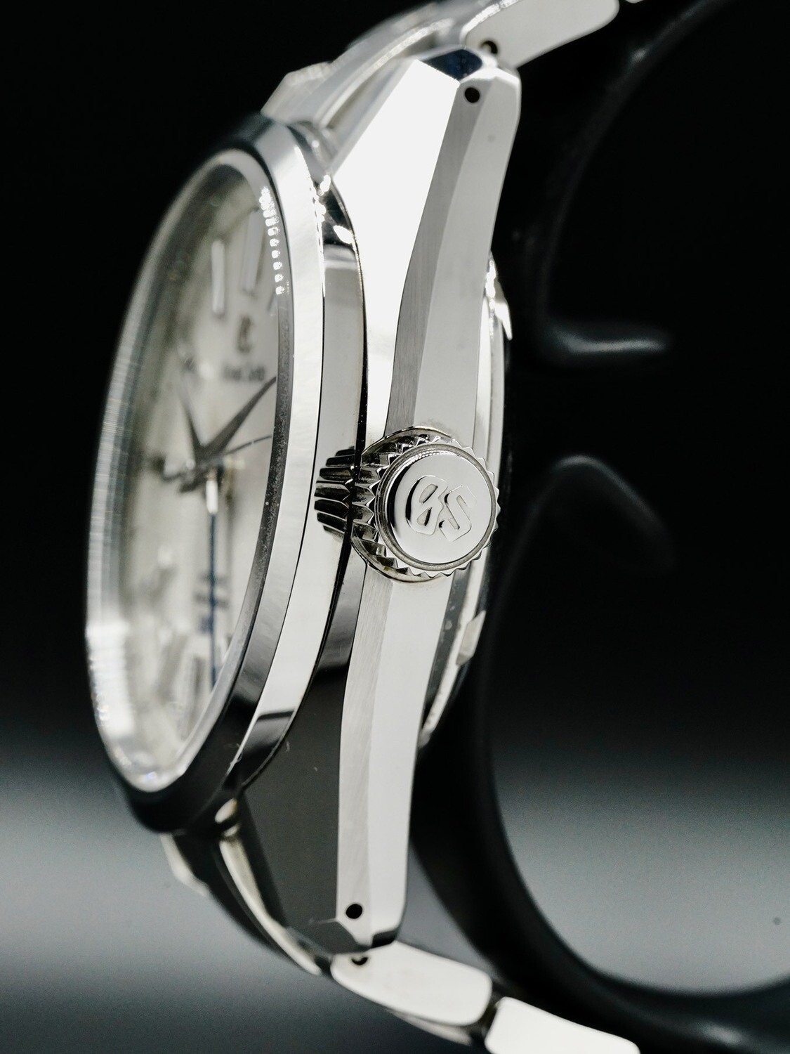 Grand Seiko SBGJ201 Hi-Beat GMT - Exquisite Timepieces