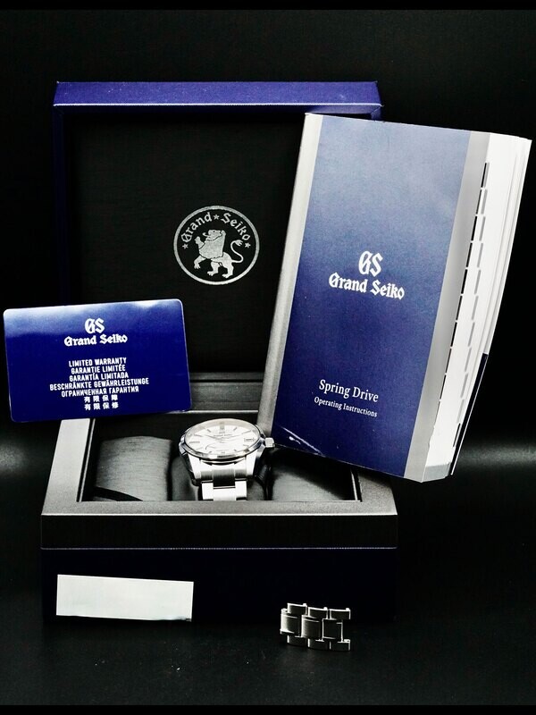 Grand Seiko SBGA465 Spring Drive "Morning Frost" - Exquisite Timepieces