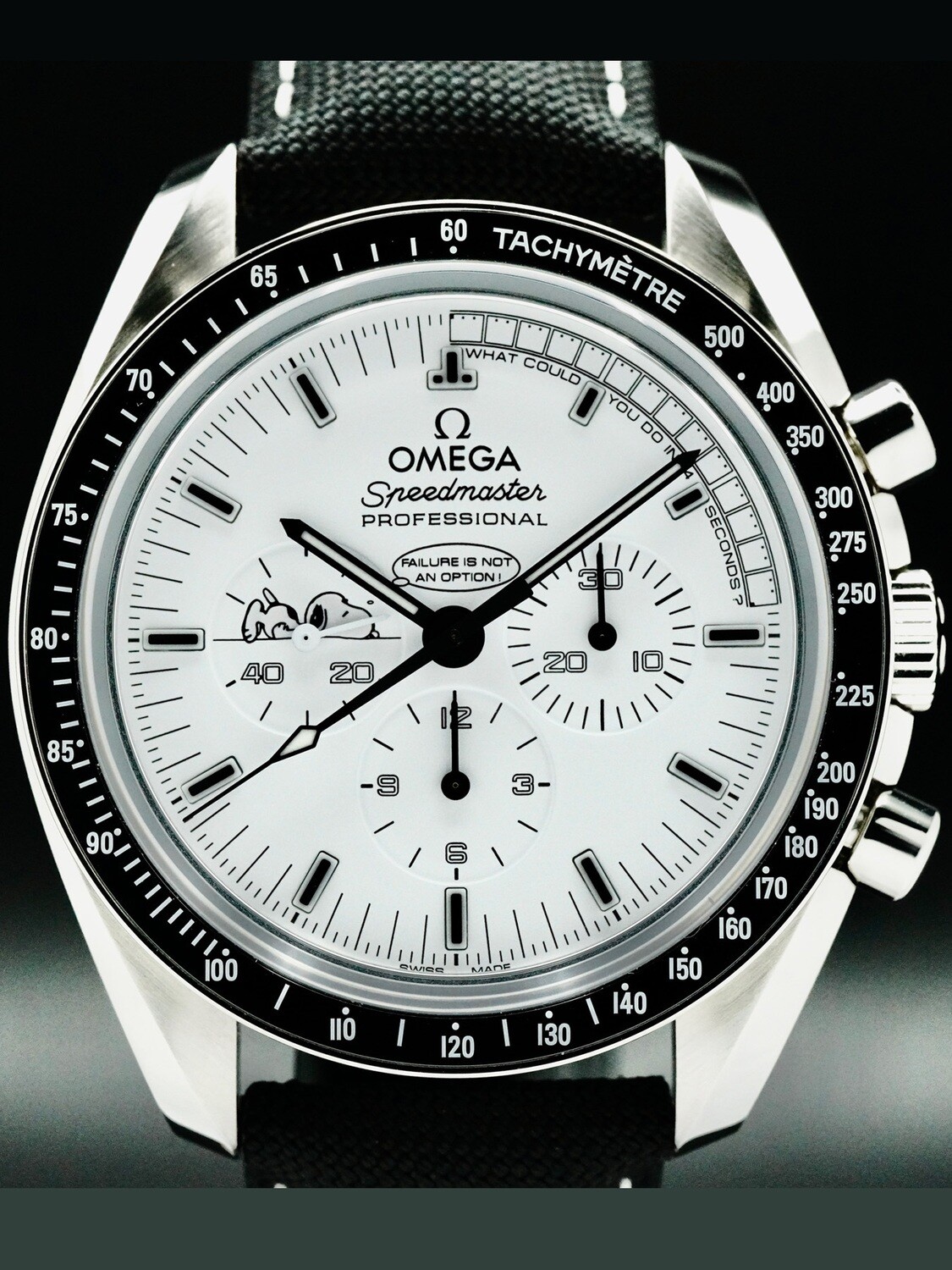 Omega 311.32.42.30.04.003 Speedmaster Snoopy - Exquisite Timepieces