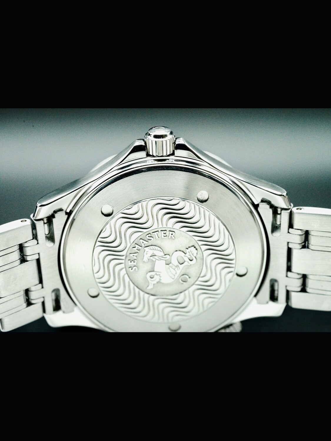 Omega 2541.80 300m Quartz Blue - Exquisite Timepieces