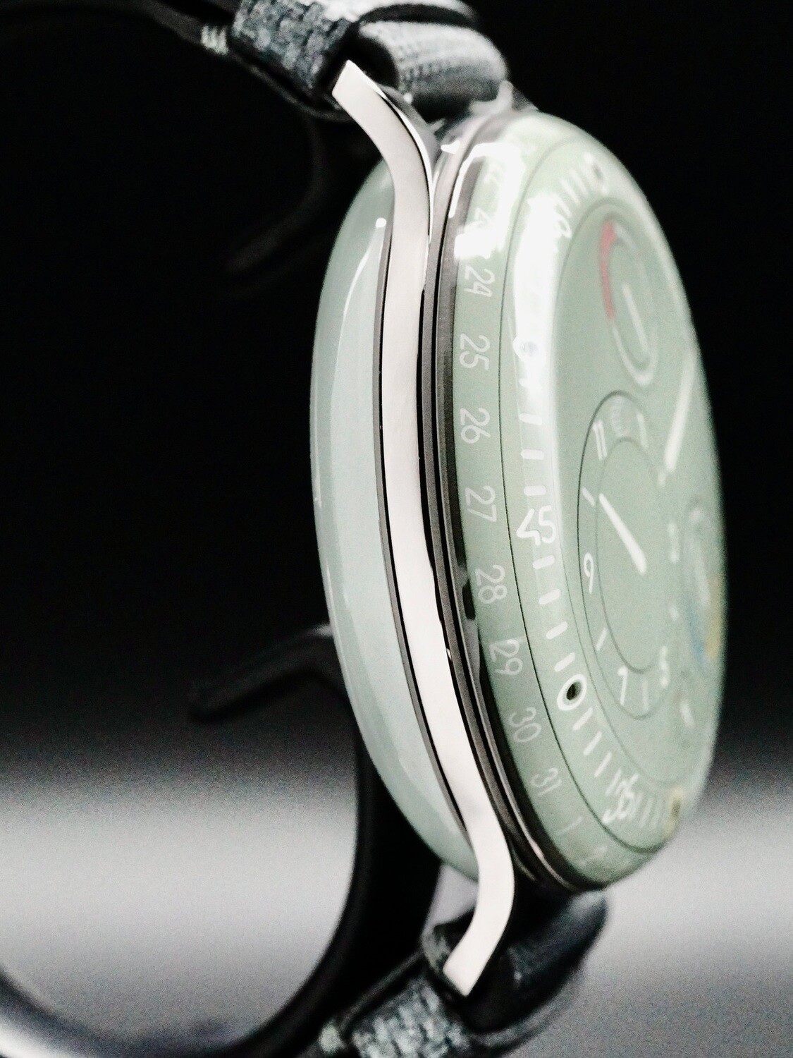 Ressence TYPE 3 EE Eucalyptus Green - Innovative Oil-Filled Watch with ...