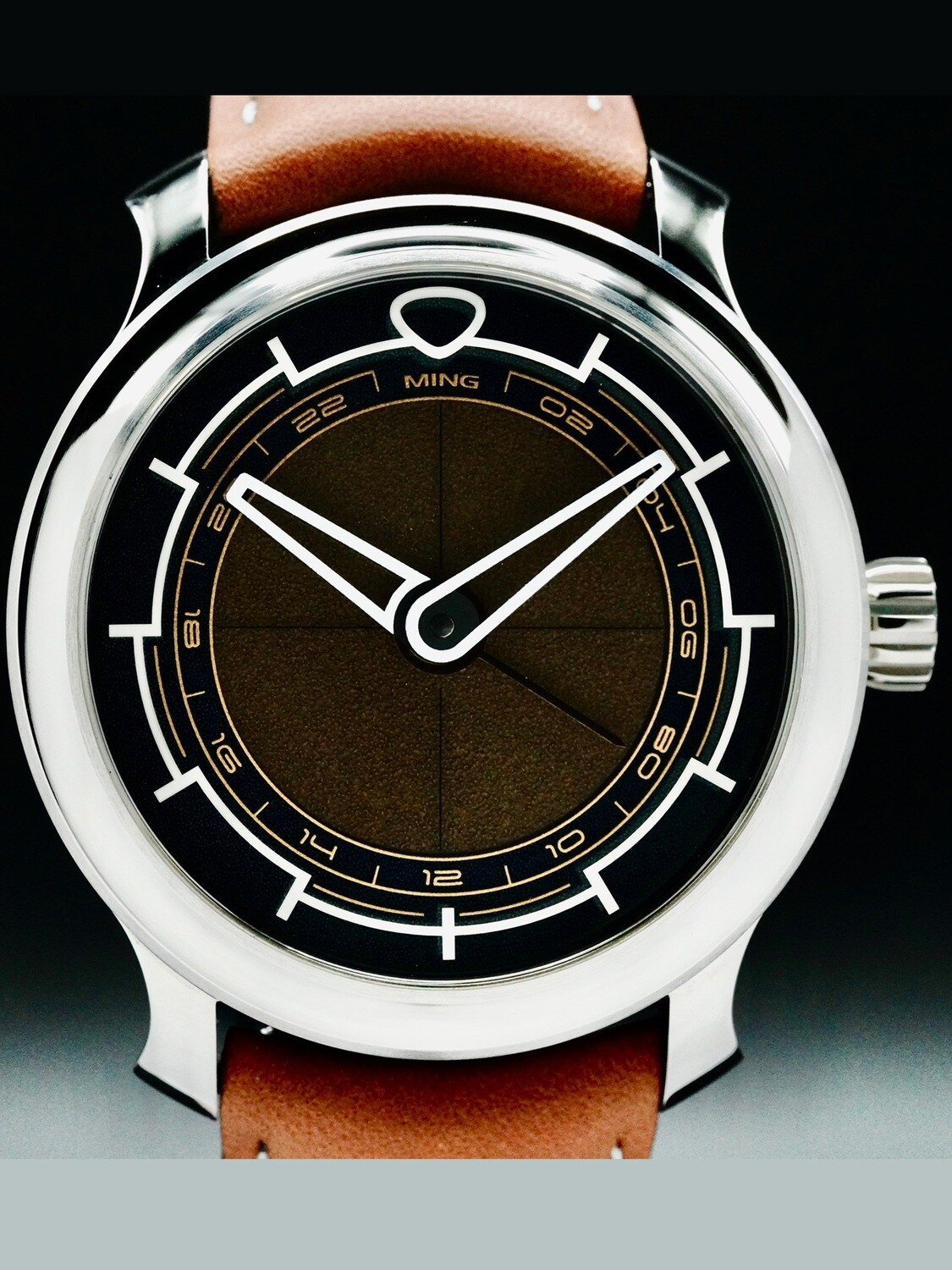 Ming 22.01 Gilt - Exquisite Timepieces