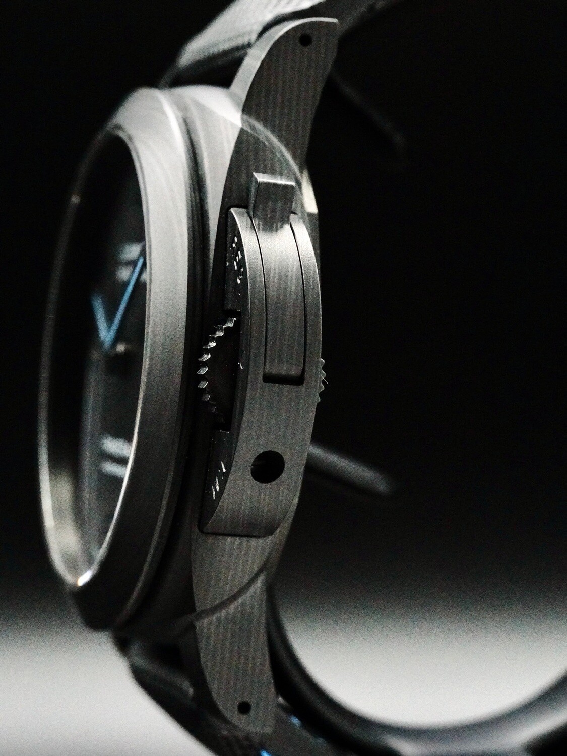 Panerai PAM02661 Luminor Marina Carbotech - Exquisite Timepieces