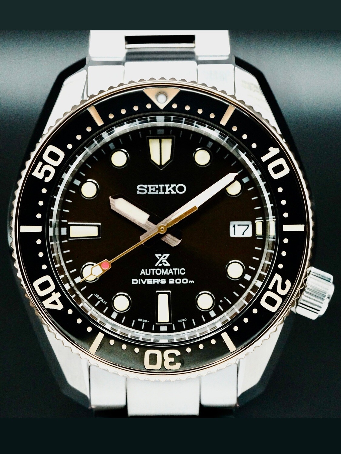 Seiko Prospex SPB240 - Exquisite Timepieces