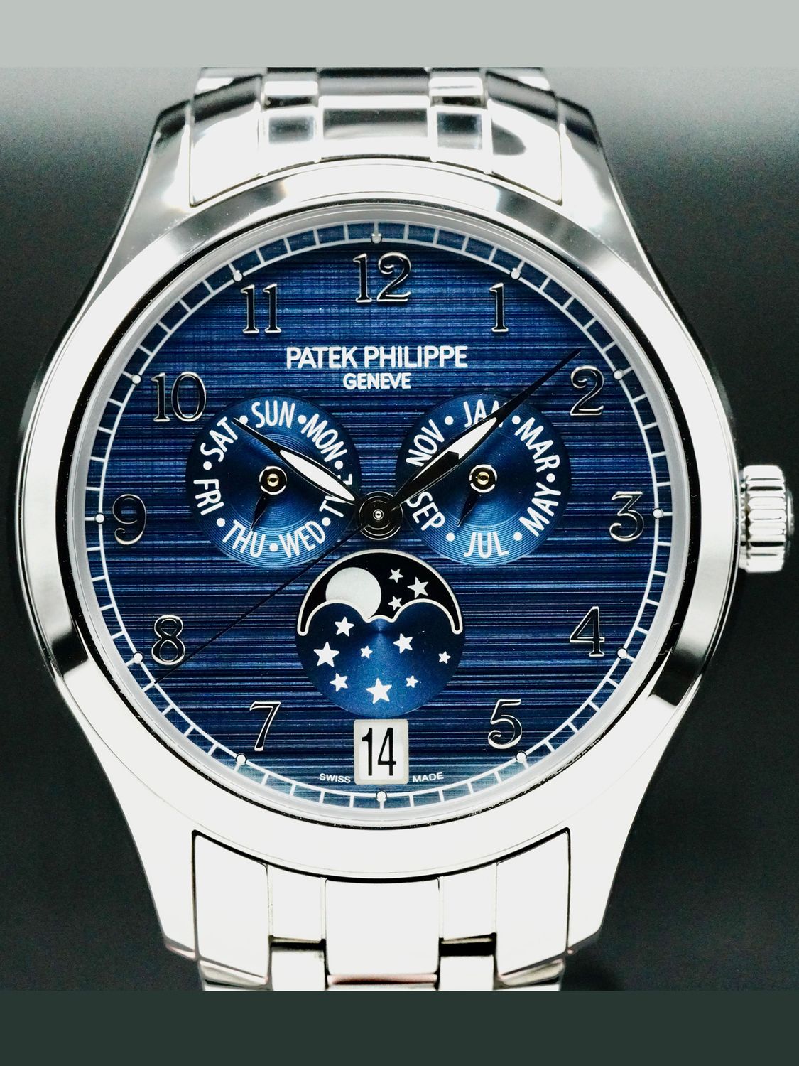 Patek Philippe 4947/1A-001 Annual Calendar Moon Phases - Exquisite ...