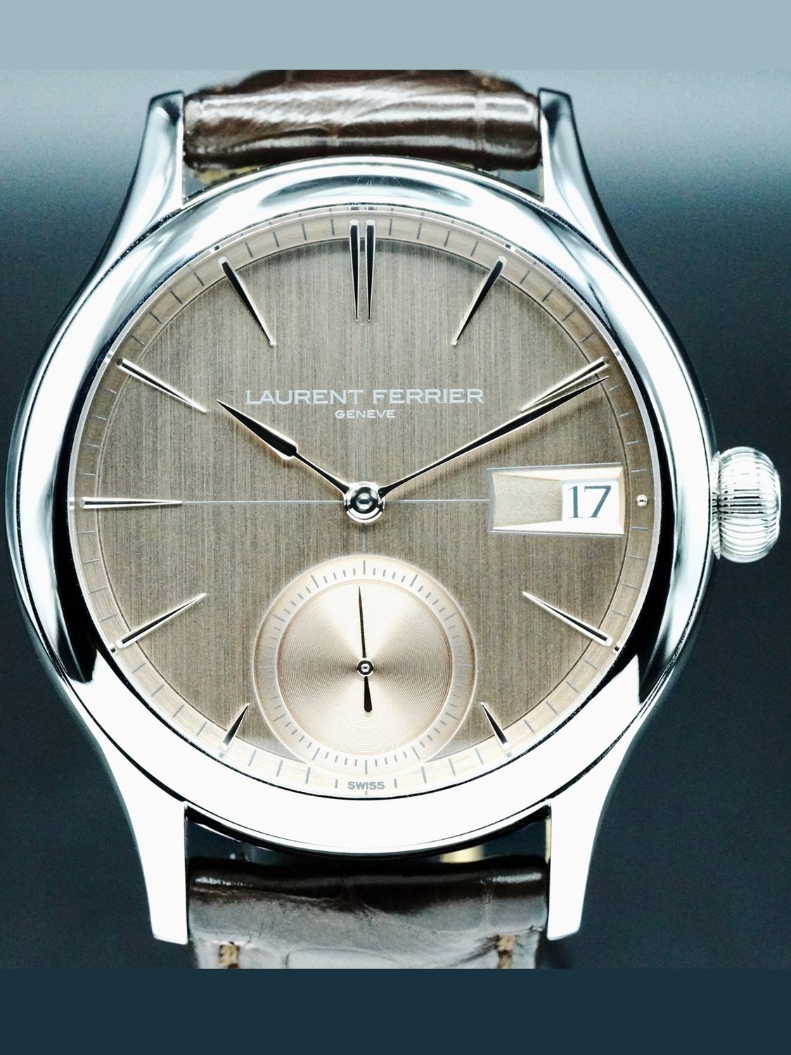 Laurent Ferrier LCF046.AC.B2G1 Classic Auto Sandstone 40mm Rose-Hued ...