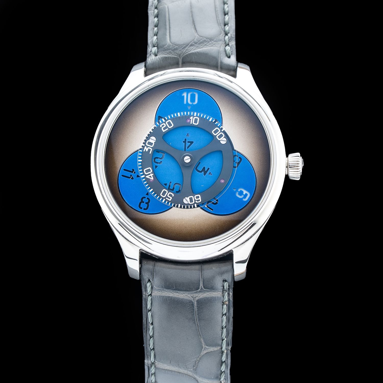 H. Moser & Cie. Endeavour Flying Hours Steel Limited Edition ...