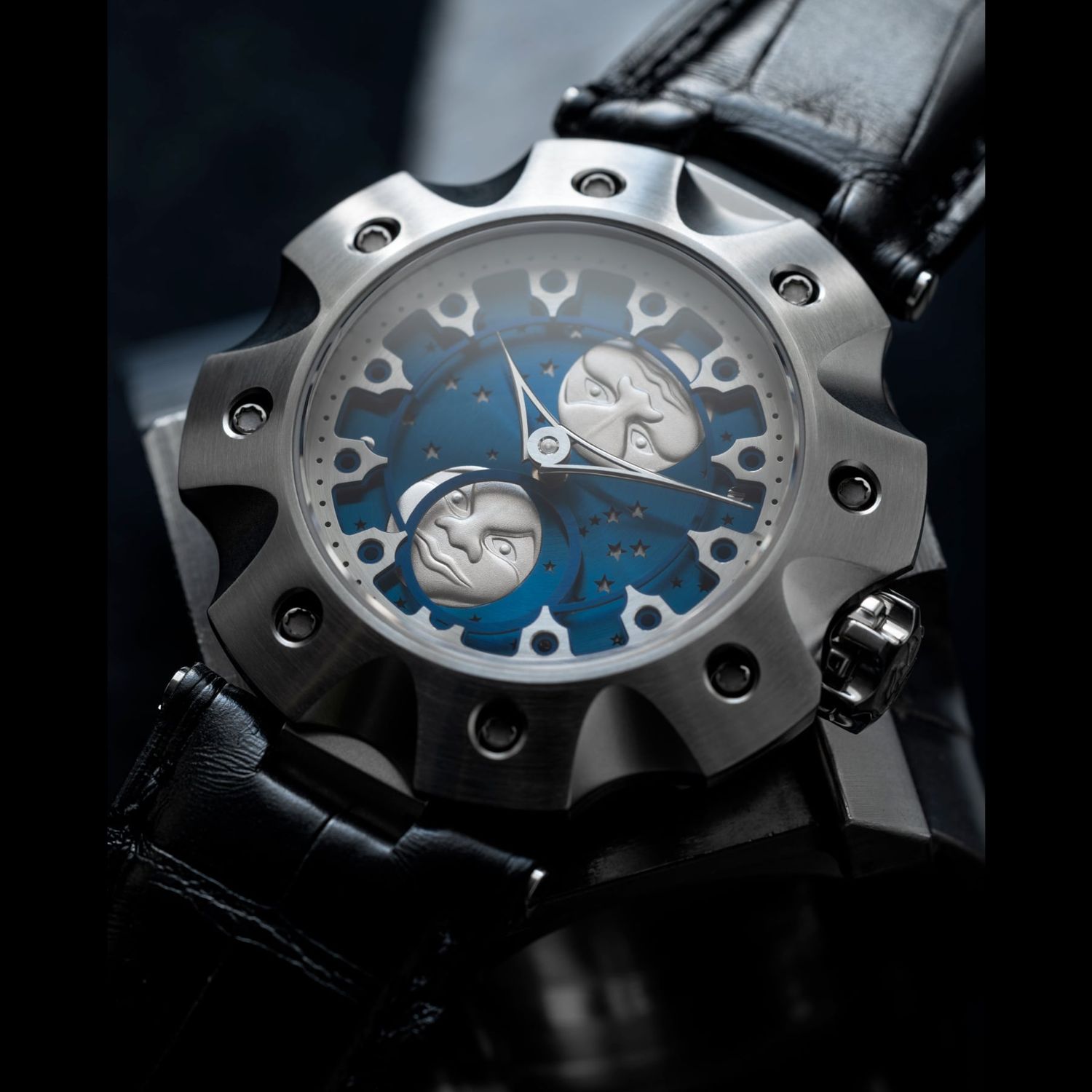 Sarpaneva Supernova Moonphase Blue With White Gold Moons - Exquisite ...